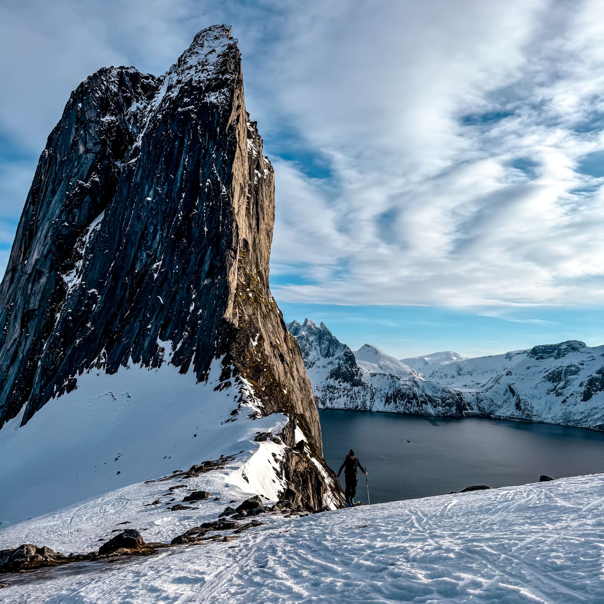 Ski de randonnée sur l'île de Senja Norvège - Evaqi